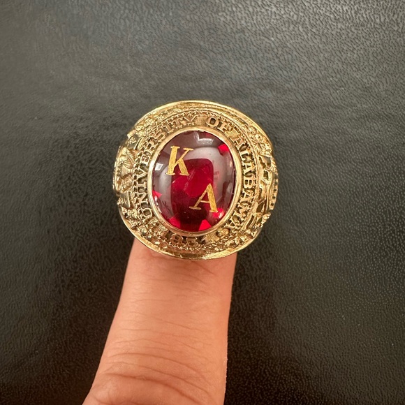 Accessories | University Of Alabama Graduation Ring 1k Gold 16 Grams ...